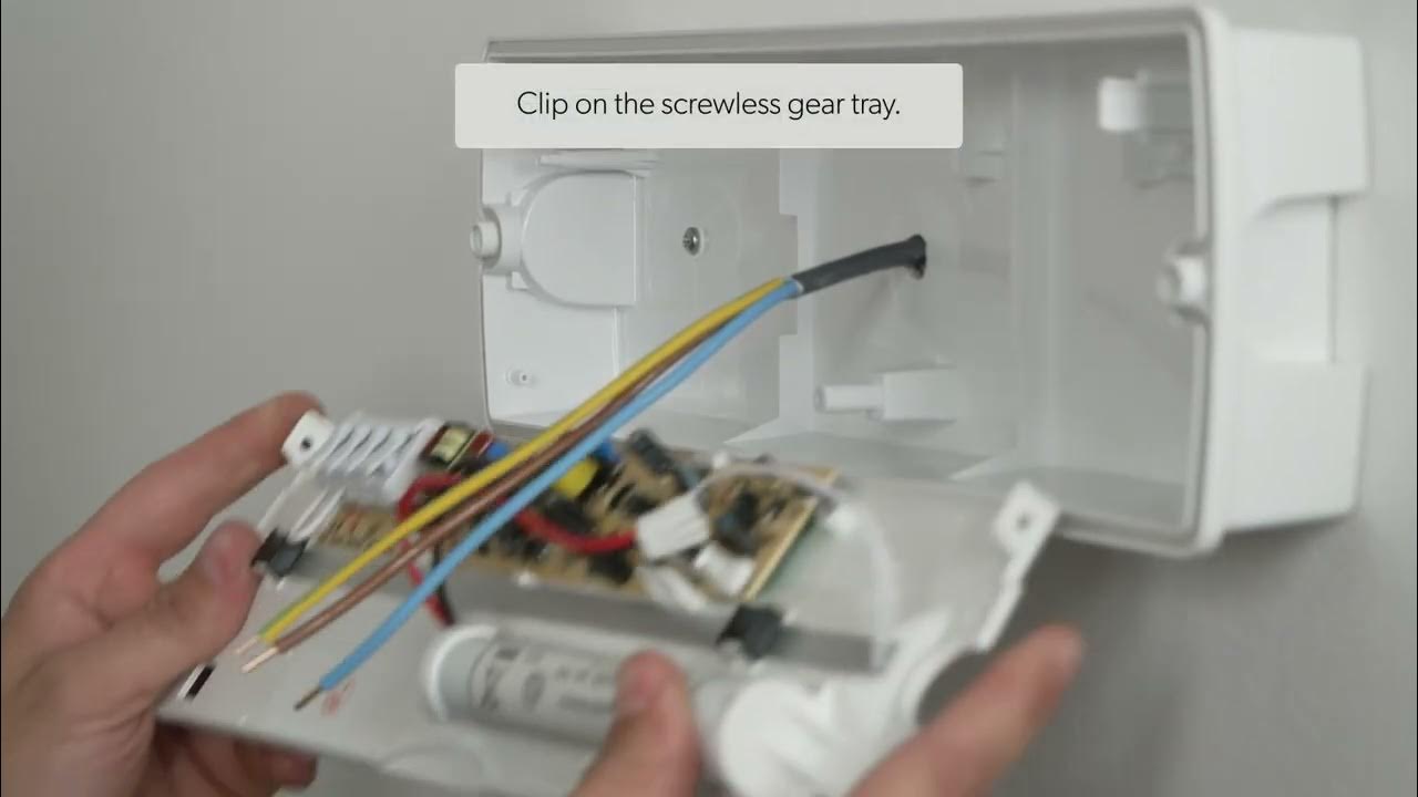 4lite Emergency LED Bulkhead Installation Guide | Screwfix - YouTube