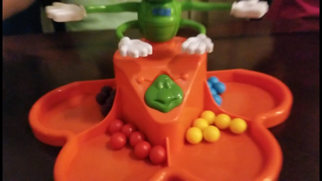 Let's Play Giggle Wiggle - YouTube