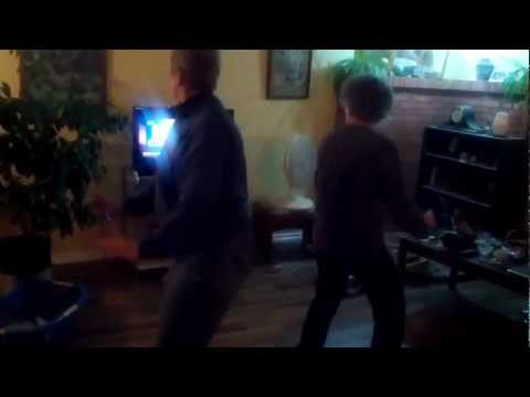 Mom and Aunt Dance to Just Dance 3