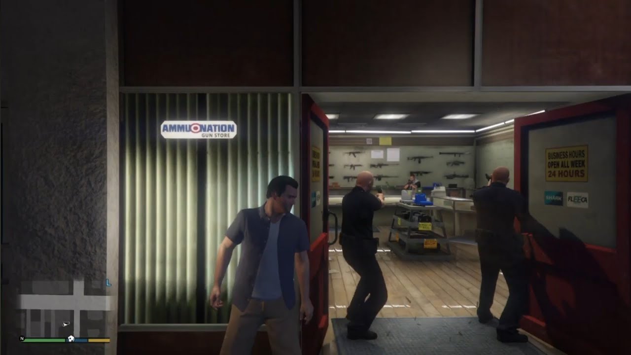Letting the police raid a gun store in GTA V - YouTube