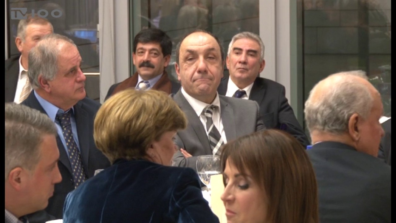 Ο ΥΠ. ΟΙΚΟΝΟΜΙΚΩΝ ΔΗΜΗΤΡΙΟΣ ΠΑΠΑΔΗΜΗΤΡΙΟΥ ΣΤΟ Ε.Ε.Θ. (TV100-150117 ...