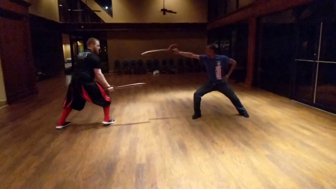 RASP 2019 - Gryphon Nayman vs Marcus Lewis dussack sparring - YouTube