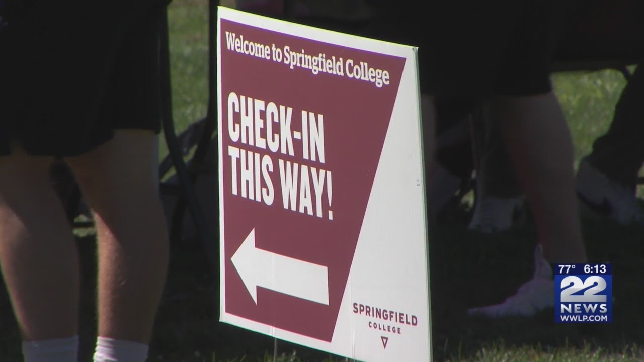 Students move in to Springfield College campus - YouTube