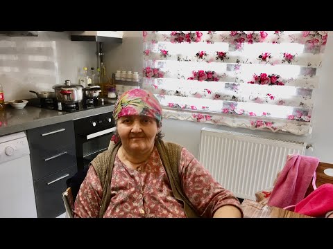 FATMA ANNEDEN BİBER DOLMASI VE MEYVE KOMPOSTOSU