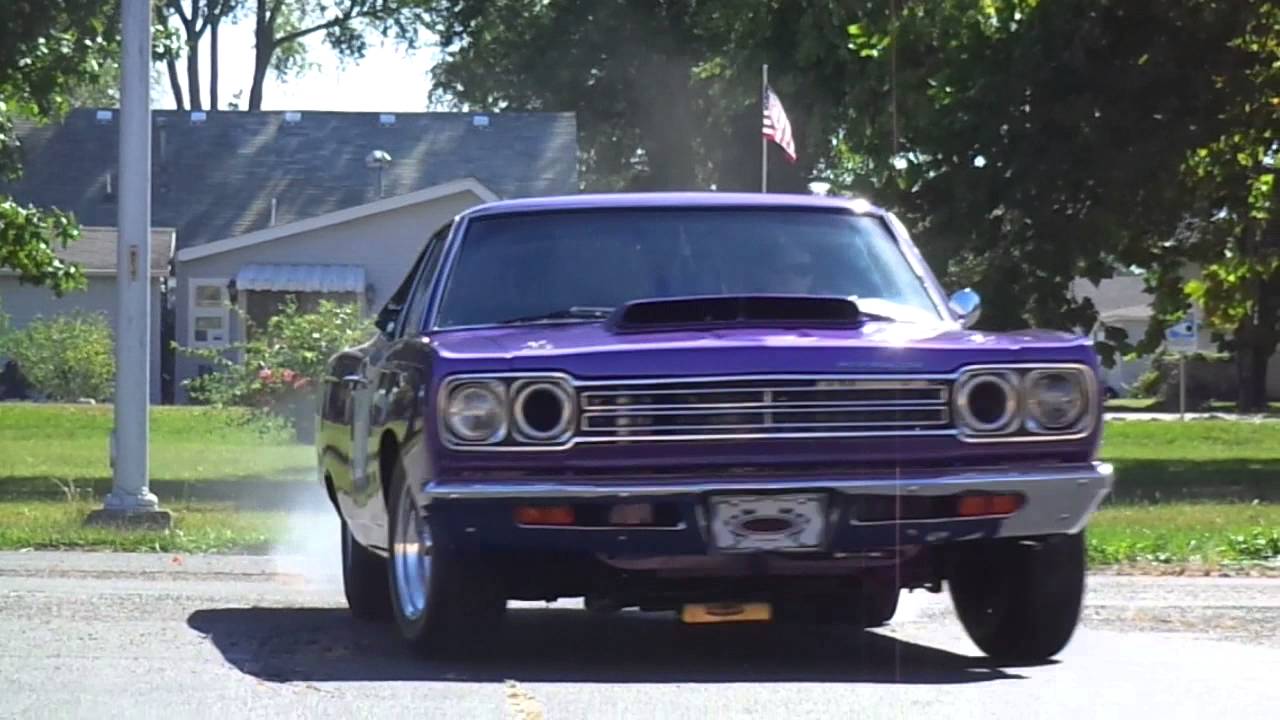 E85 Pro Street 1969 "White Knuckle Tight" Road Runner - YouTube