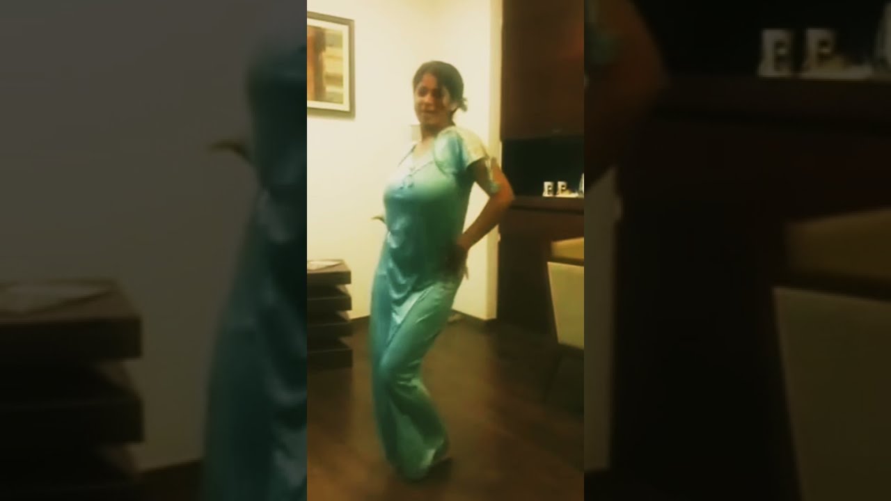 Hot Aunty Dancing In Nighty Youtube