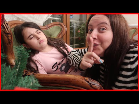 Özlem Abla Rüya'ya Uykusunda Şaka Yapıyor