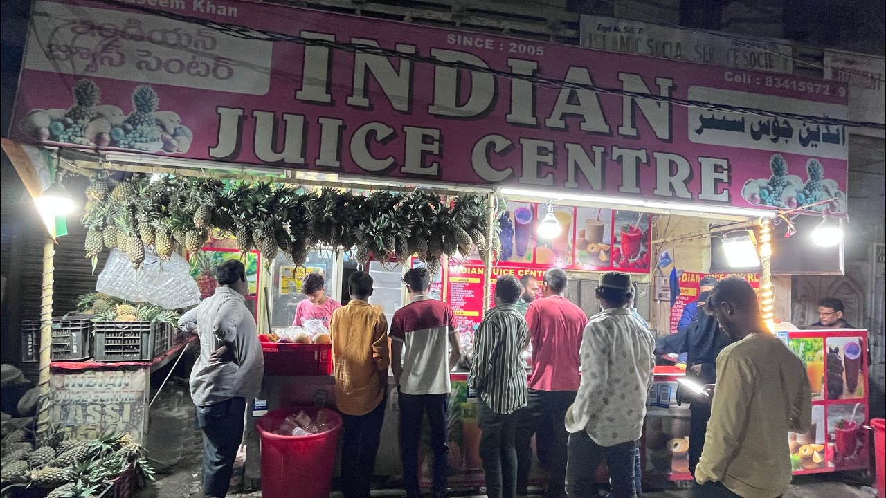 Street Side Fruit Juice Available / Indian Juice Centre - YouTube