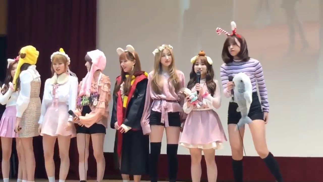 181105 IZONE fancam in 3rd Fan Sign Event! 아이즈원 - YouTube