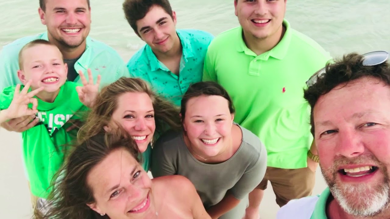 2020 Chris Bennett singing Beautiful Crazy - YouTube