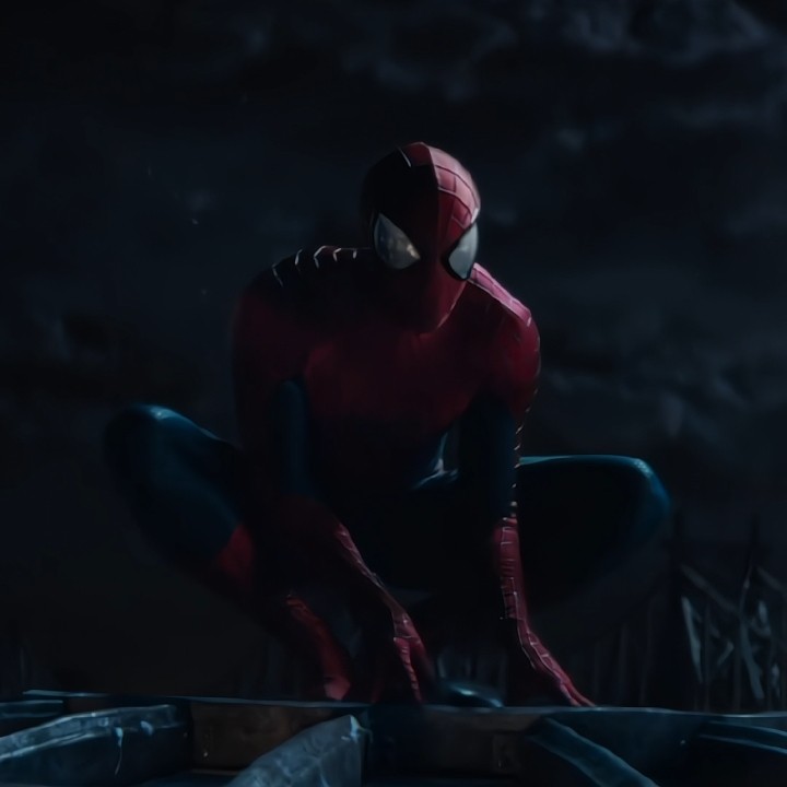 Spider-Man vs Electro ⚡🔥 | Times Square Fight | TASM 2 #shorts - YouTube