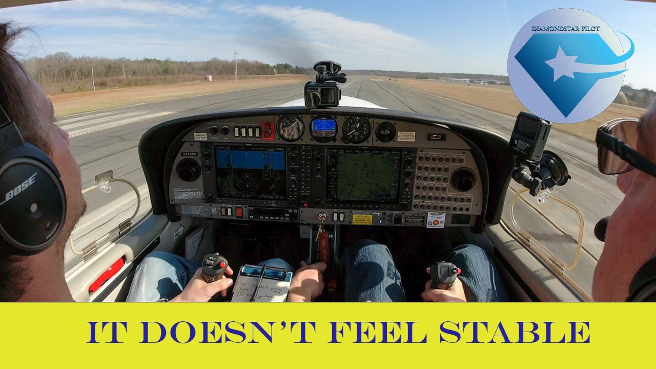 Student Learning To Land A DA40 - YouTube