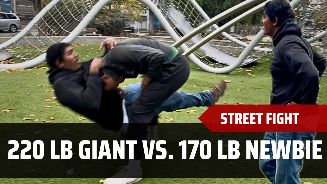 crazy-wrestling-street-fight-50-pound-difference-youtube