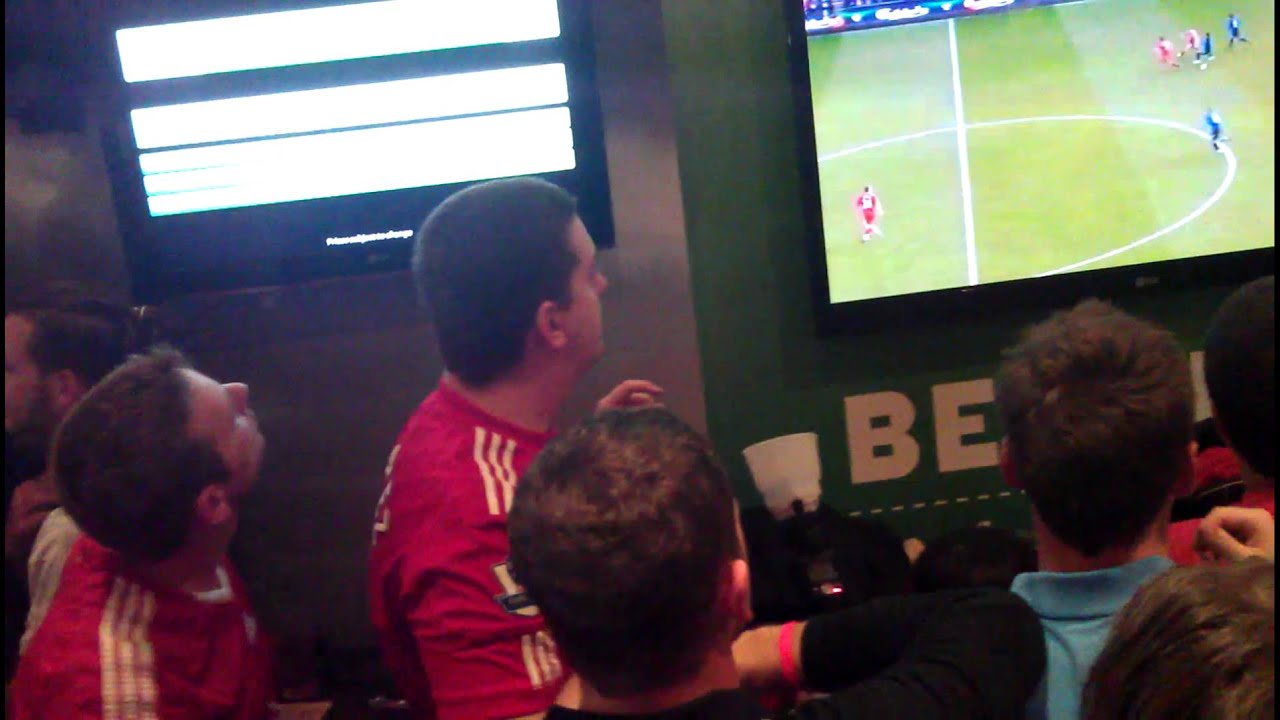 Liverpool fans at Cheers bar celebrating victory over the Mancs in FA ...