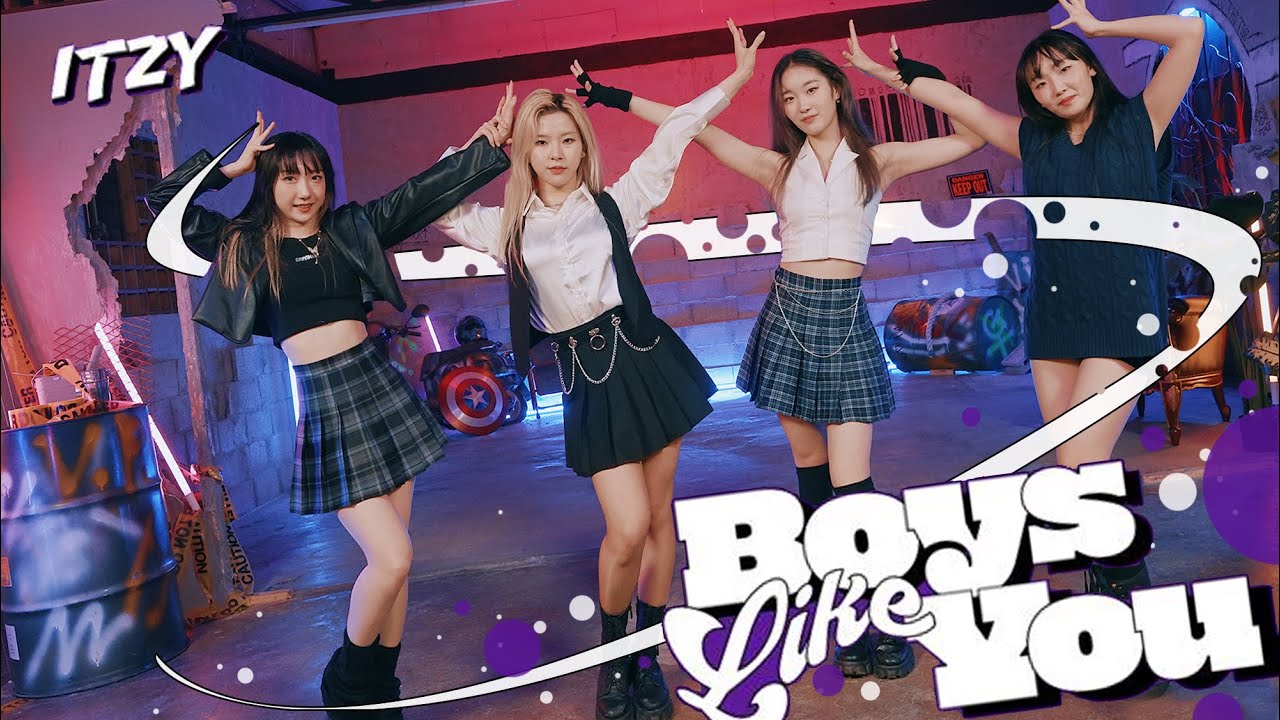 ITZY (있지) - Boys Like You 𝒃𝒚 루나렉스 LUNAREX - YouTube
