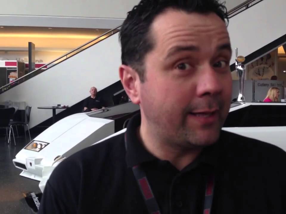 Ian Laidler: The Customiser - YouTube