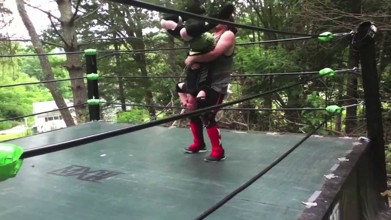 Piledriver Backyard Wrestling - YouTube