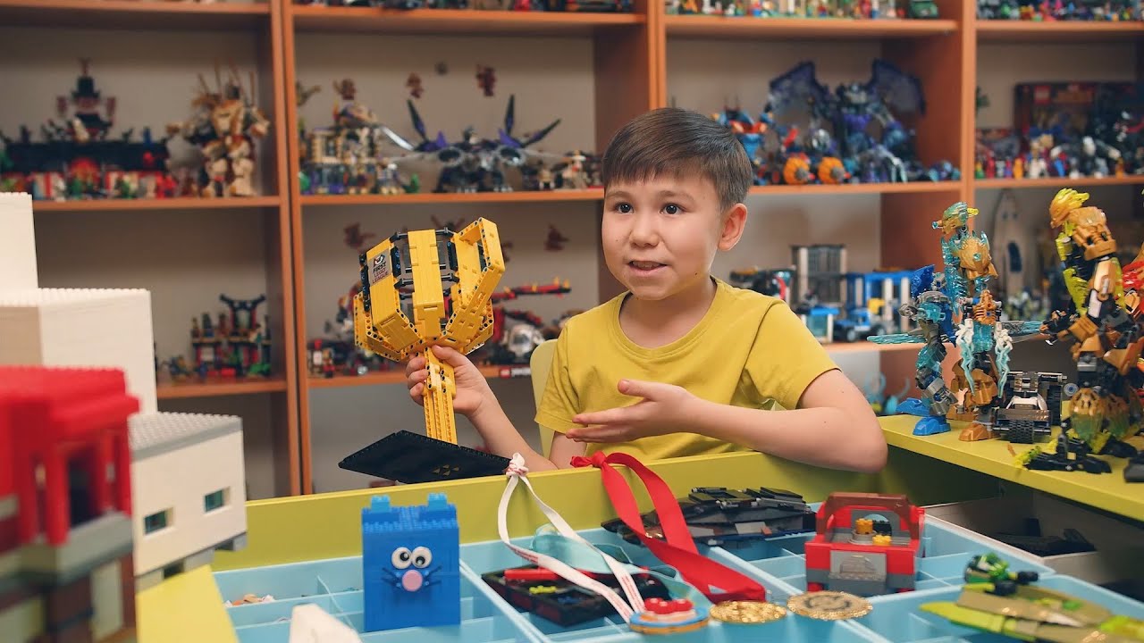 Amazing LEGO Fan Wants to Make the World a Better Place - YouTube
