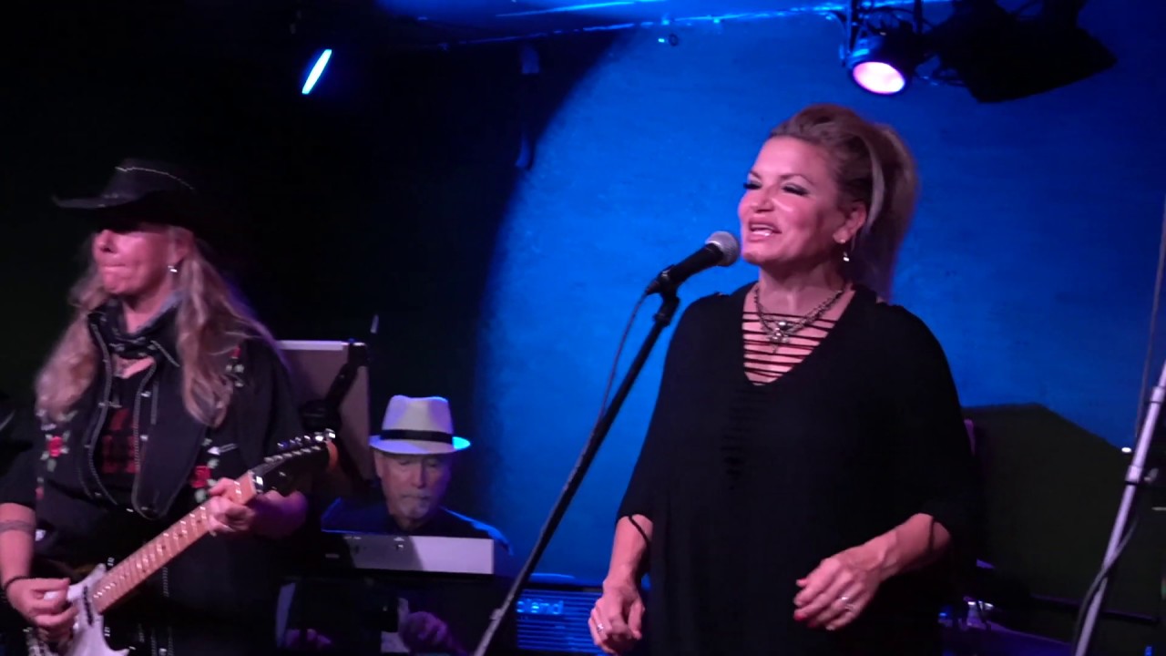 Aint Taking Your-DEBORAH VIAL BAND - YouTube