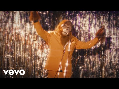 secs on the beach - Girls Love Boys Love (Official)