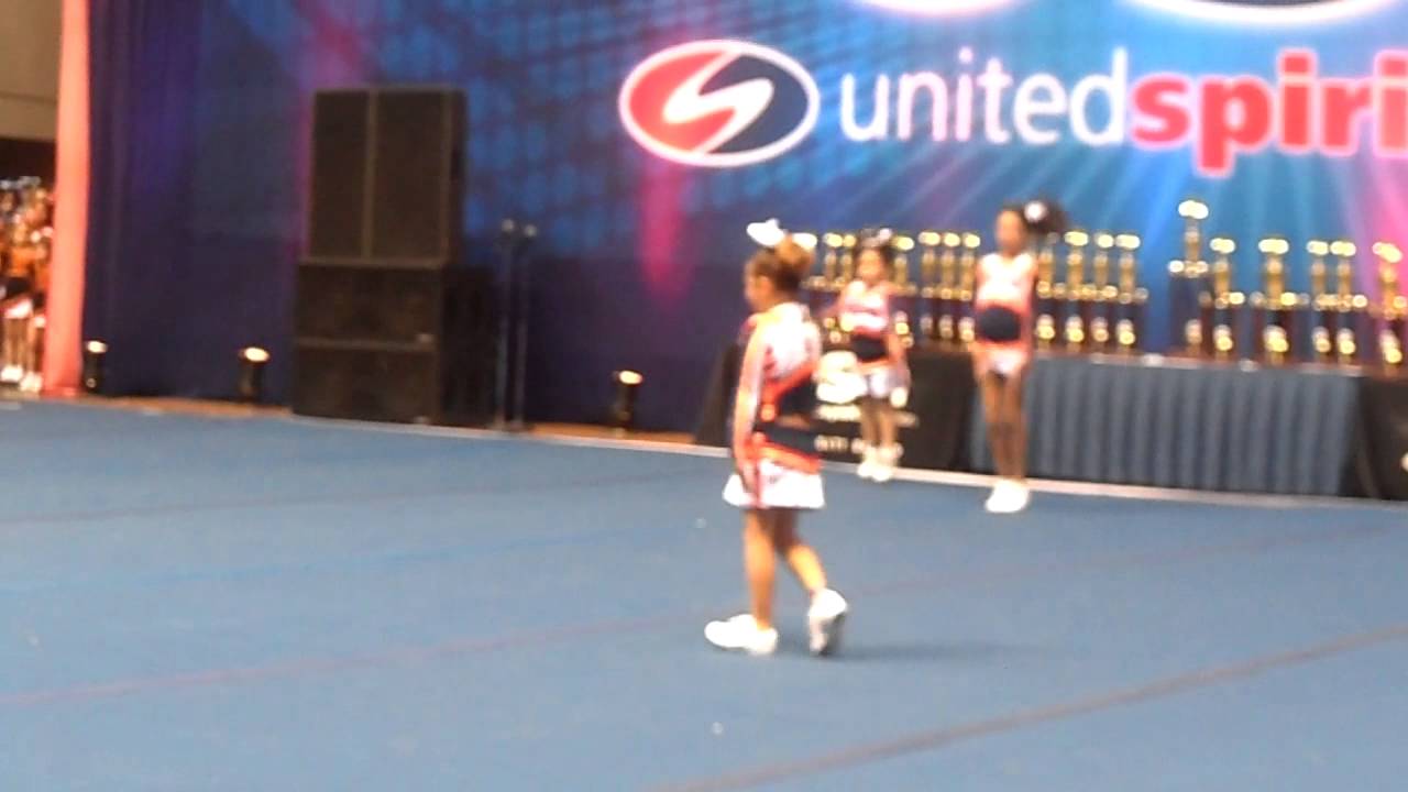 West Coast Rush Cheer - YouTube