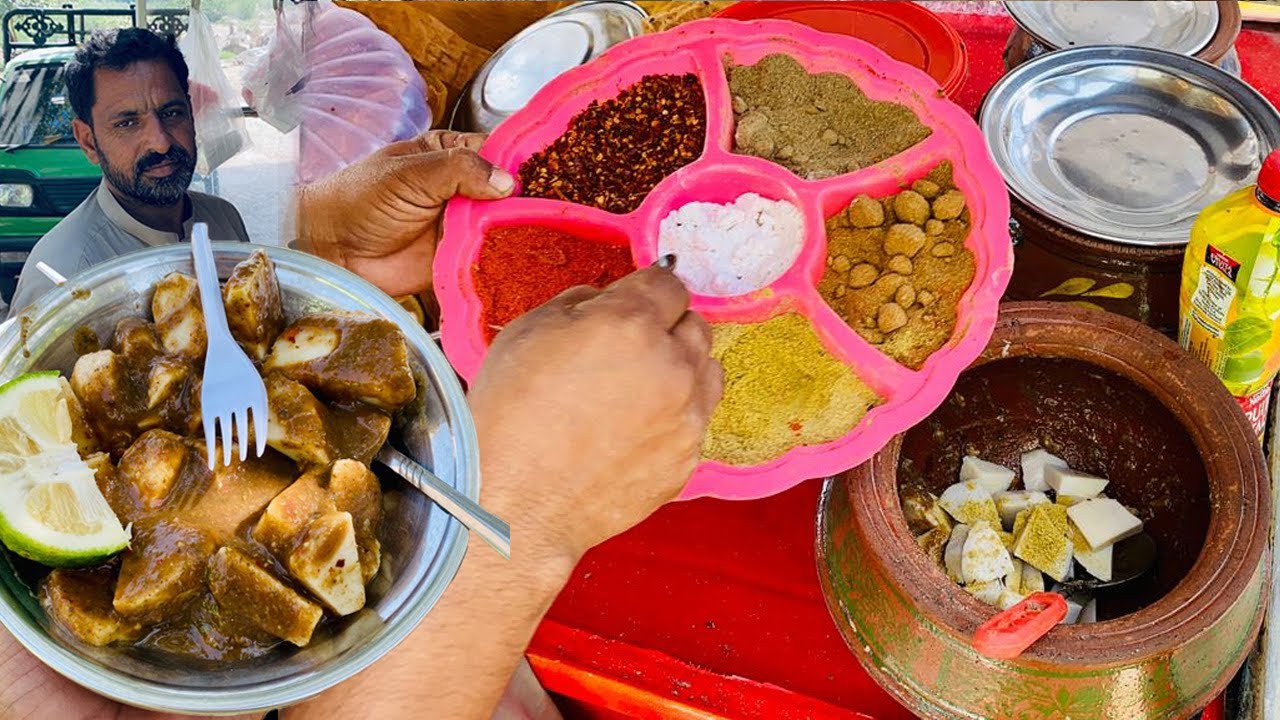 Kachalu Chaat Recipe | Peshawari Famous Kachalu Perha Making | Local ...
