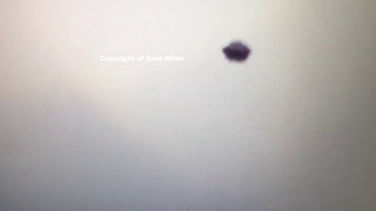 2019 Rare Vid Egg Pie-Shape UFO Morphing Crypto Close-Up Over ...
