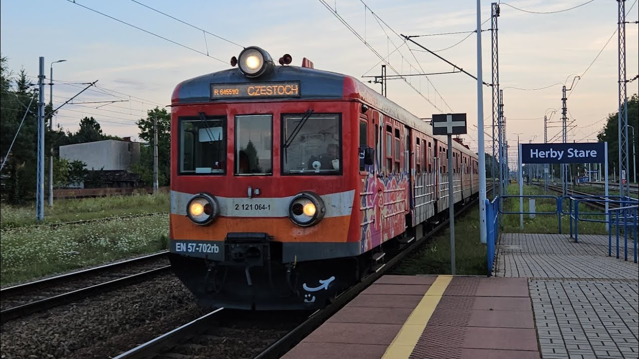 EN57-702 Z regio Wrocław-Częstochowa zatrzymuje się na stacji Herby Stare - YouTube