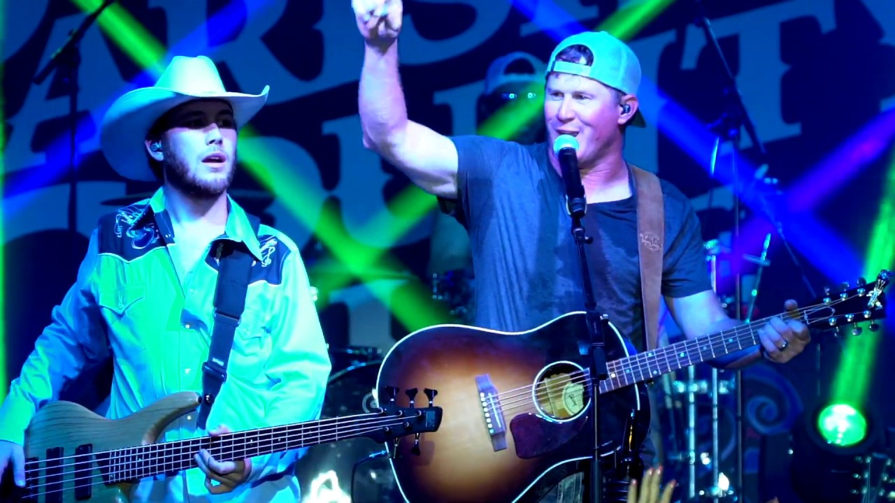 Parish County Line's 2018 Bud Light Bash - YouTube