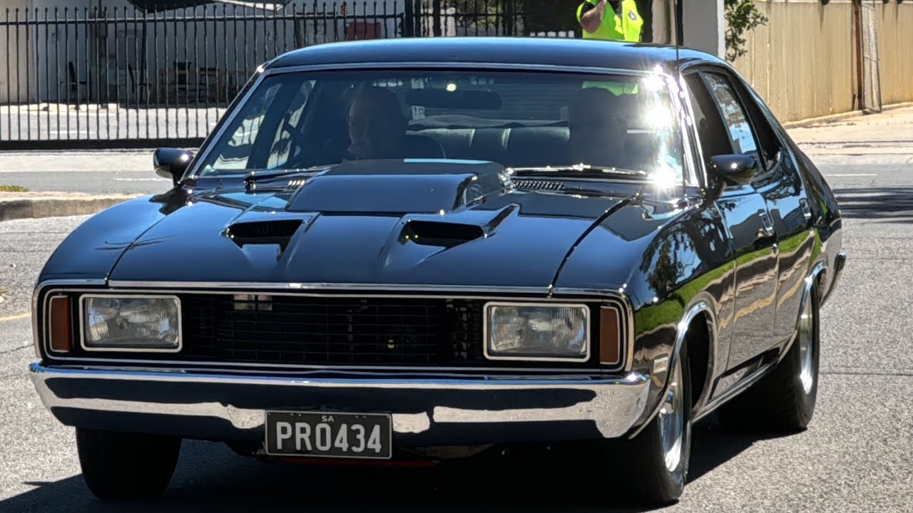 Ultra tuff FORD!!! #cars #tuff #holden #ford #v8 - YouTube