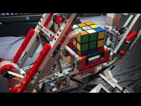 LEGO Mindstorms EV3 Rubic's Cube solver - YouTube