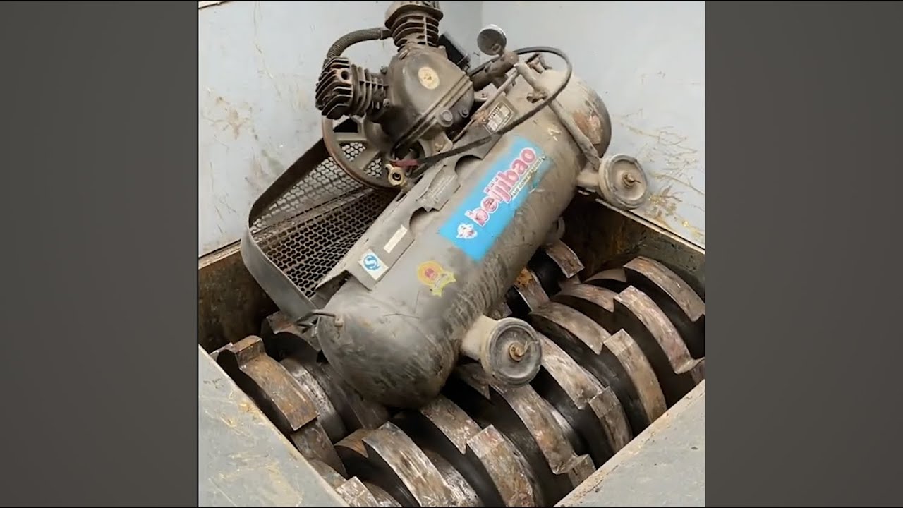 High-pressure gas tank VS shredder, the result is surprising - YouTube