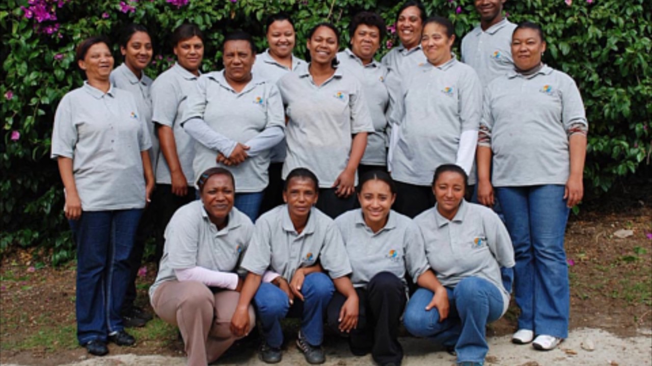 Handmade crafts - Fair trade making a difference in the lives of ...