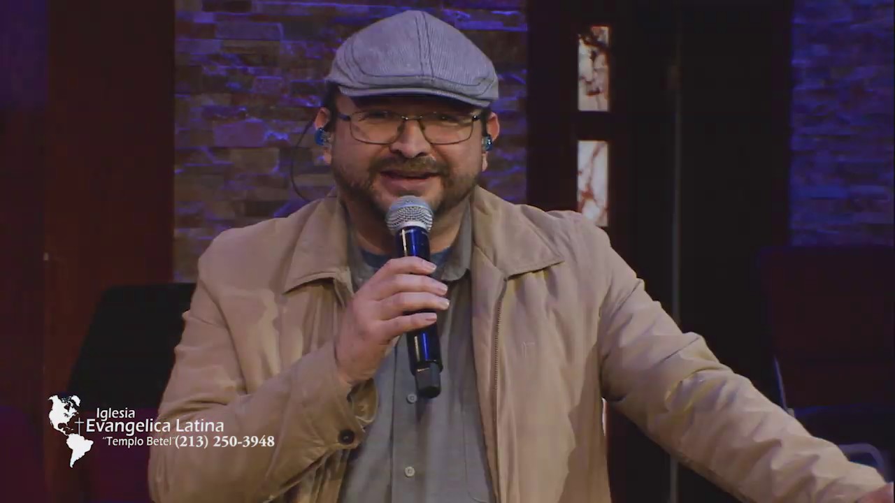 Saludo de Pastor Nelson Sandoval - YouTube