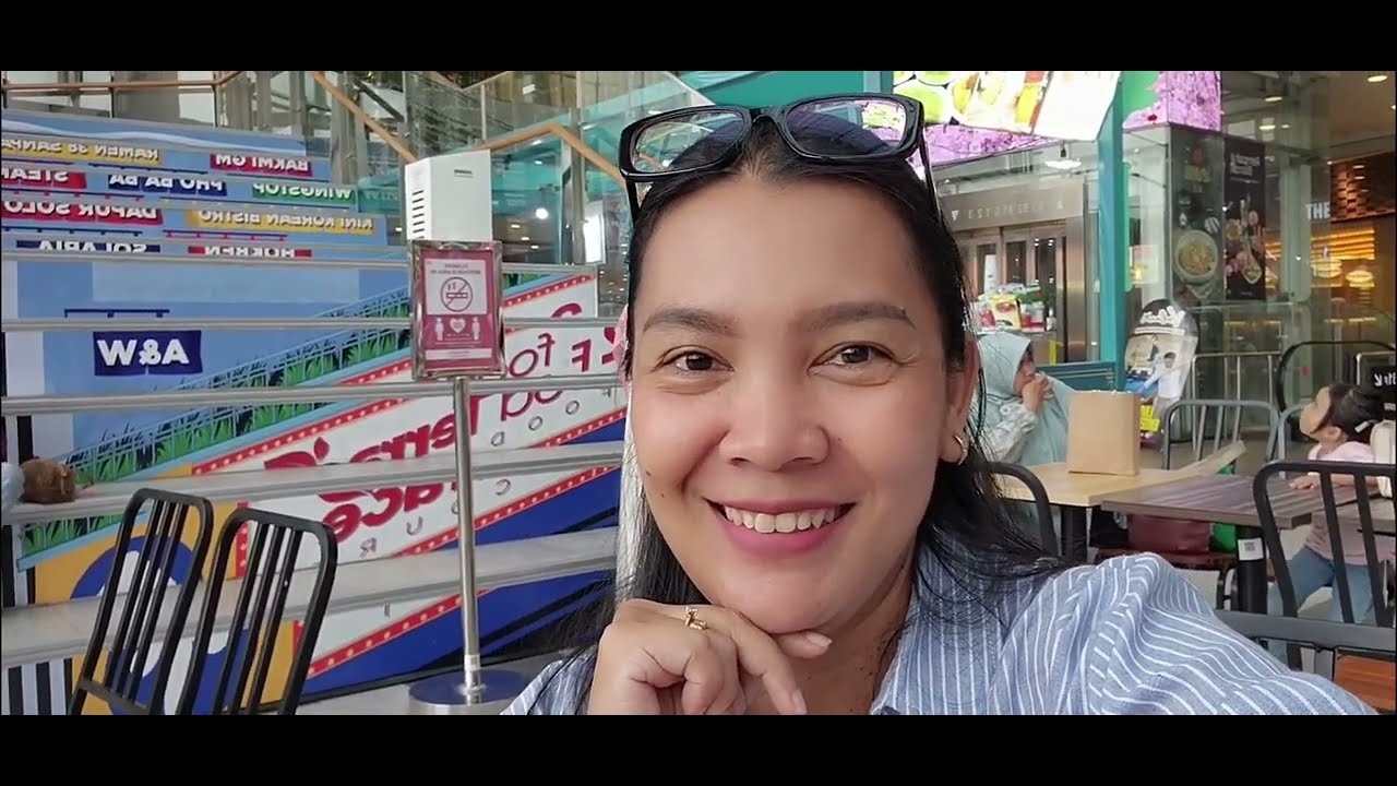 Nonton Pertunjukan Changing Mask di AEON - YouTube