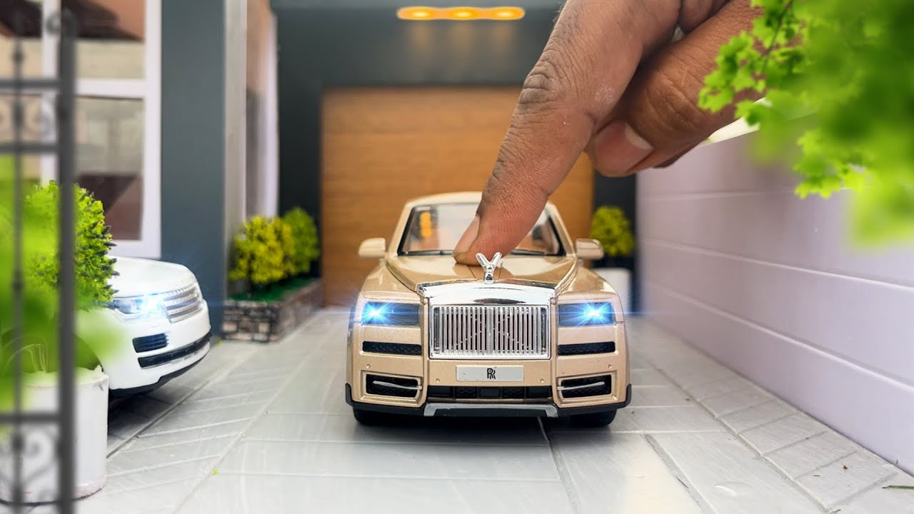 Rolls Royce Cullinan Diecast Model | 1:32 Scale | Realistic Diecast ...