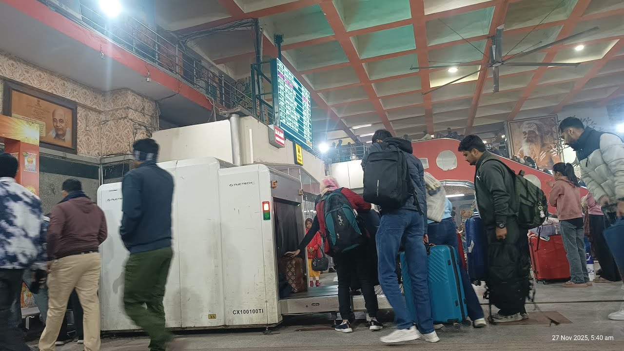 Luggage X-ray machine 🛅🧳All Railway station 🚉 - YouTube