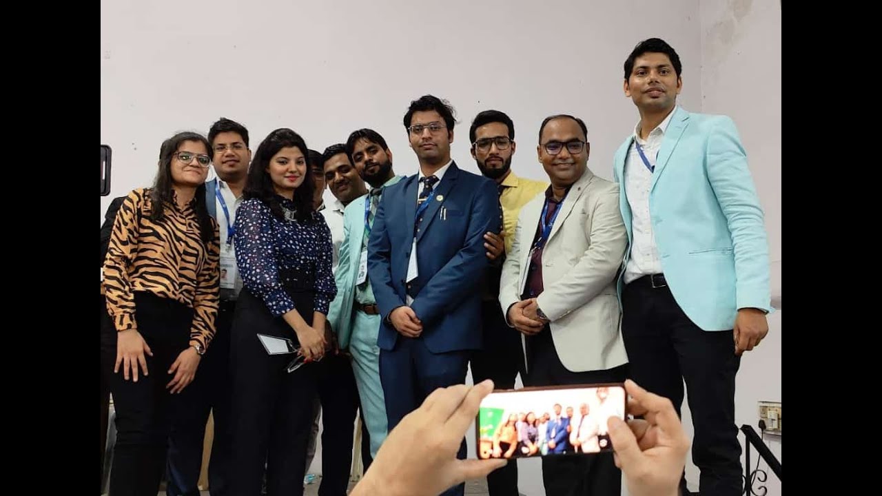 How to create a robust online presence on Linkedin | CA Neha Datta ...