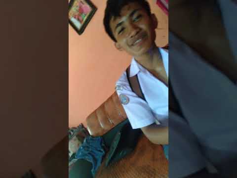 Pulang sekolah bukannya ganti baju langsung minta uang