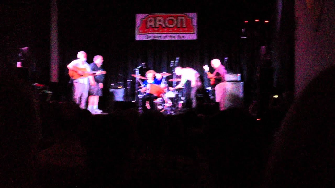 Elly Kelly - Campbellford Reel/St.Anne's Reel medley @ Aron Community ...