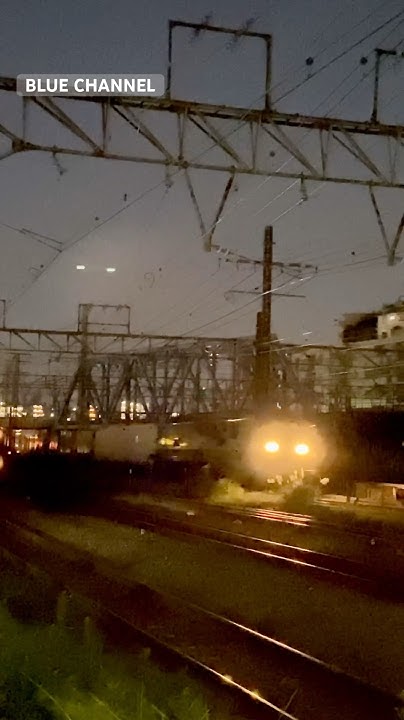 (貨物列車) 2024/09/13 62レ EF210-311 + コキ23B (04:41) #Shorts - YouTube