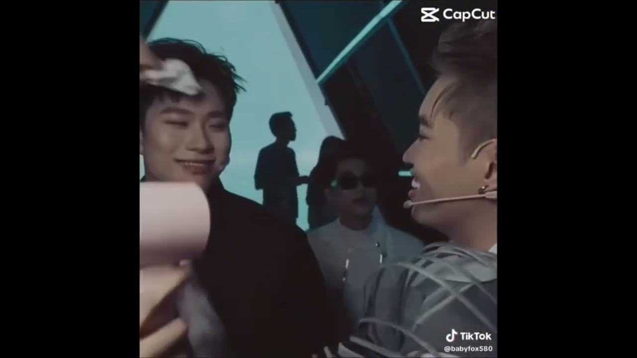 ( Cre : TikTok anh trai say hi ) - YouTube