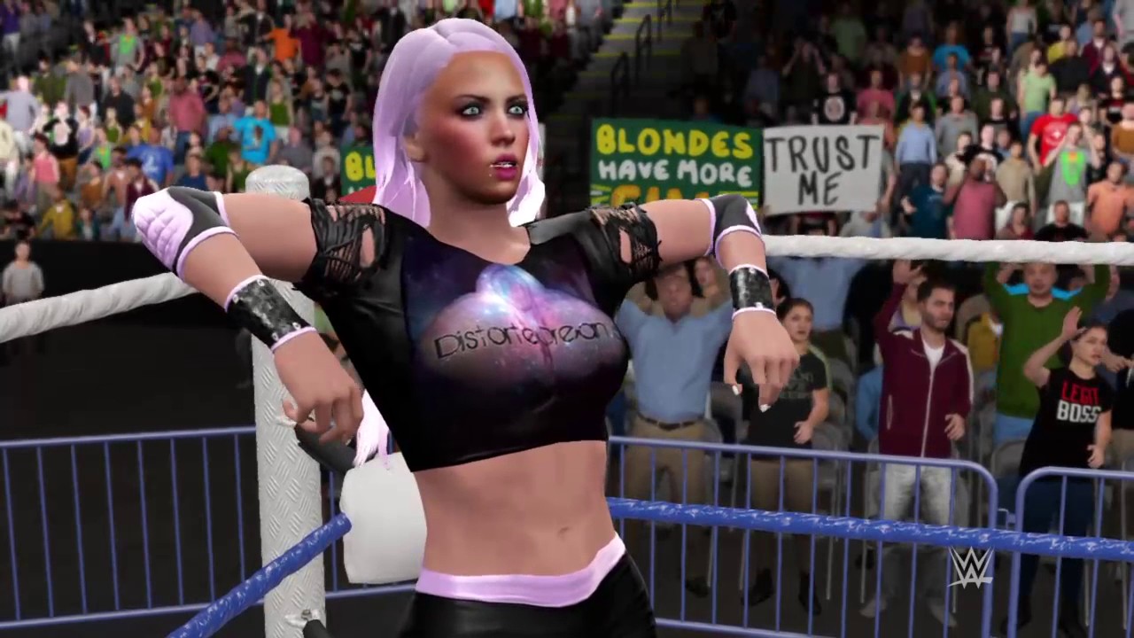 WWX TV: Holly Wood vs Lisa Corino - YouTube