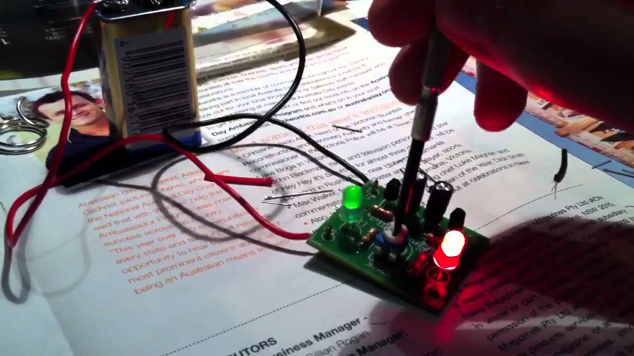 2 LED Flasher demo - YouTube
