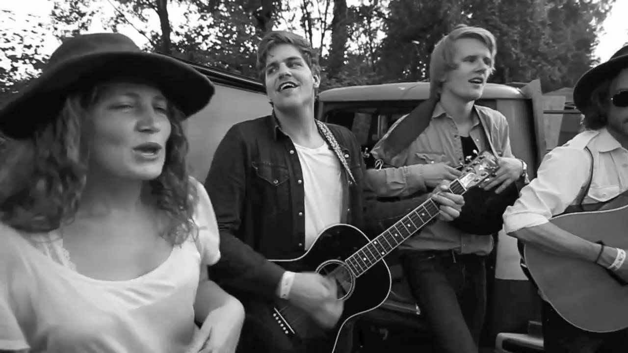 Humming People @ Xnoizz Flevo Festival 2012 - YouTube