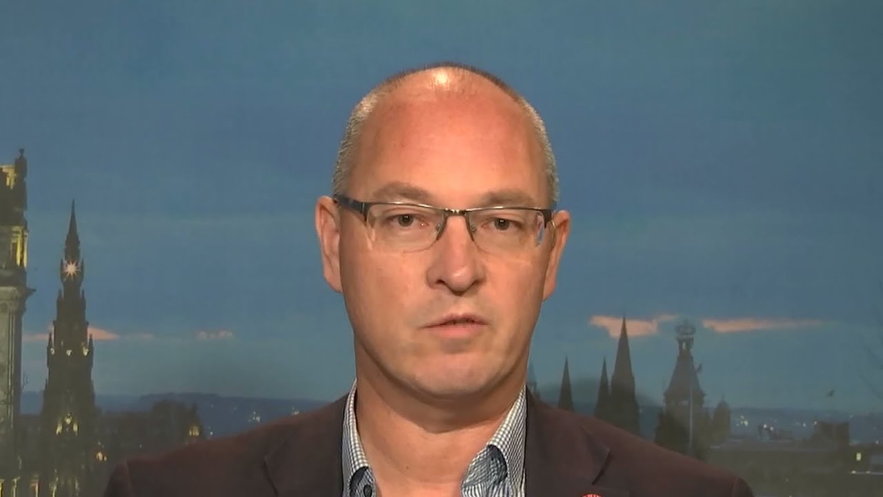 Professor Stephen Tierney on significance of the Italy referendum - YouTube