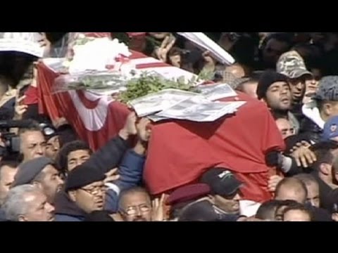 Tunus'da hayat durdu