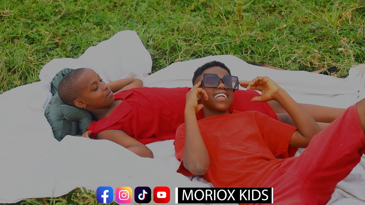 INANA - Chriss Eazy Cover by Moriox kids - YouTube