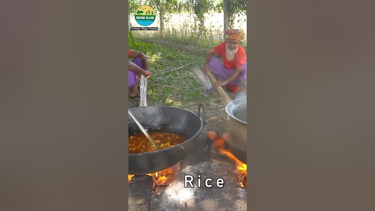 COOKING Sea Fish Curry #villagegrandpacooking #seafoodrecipes # ...
