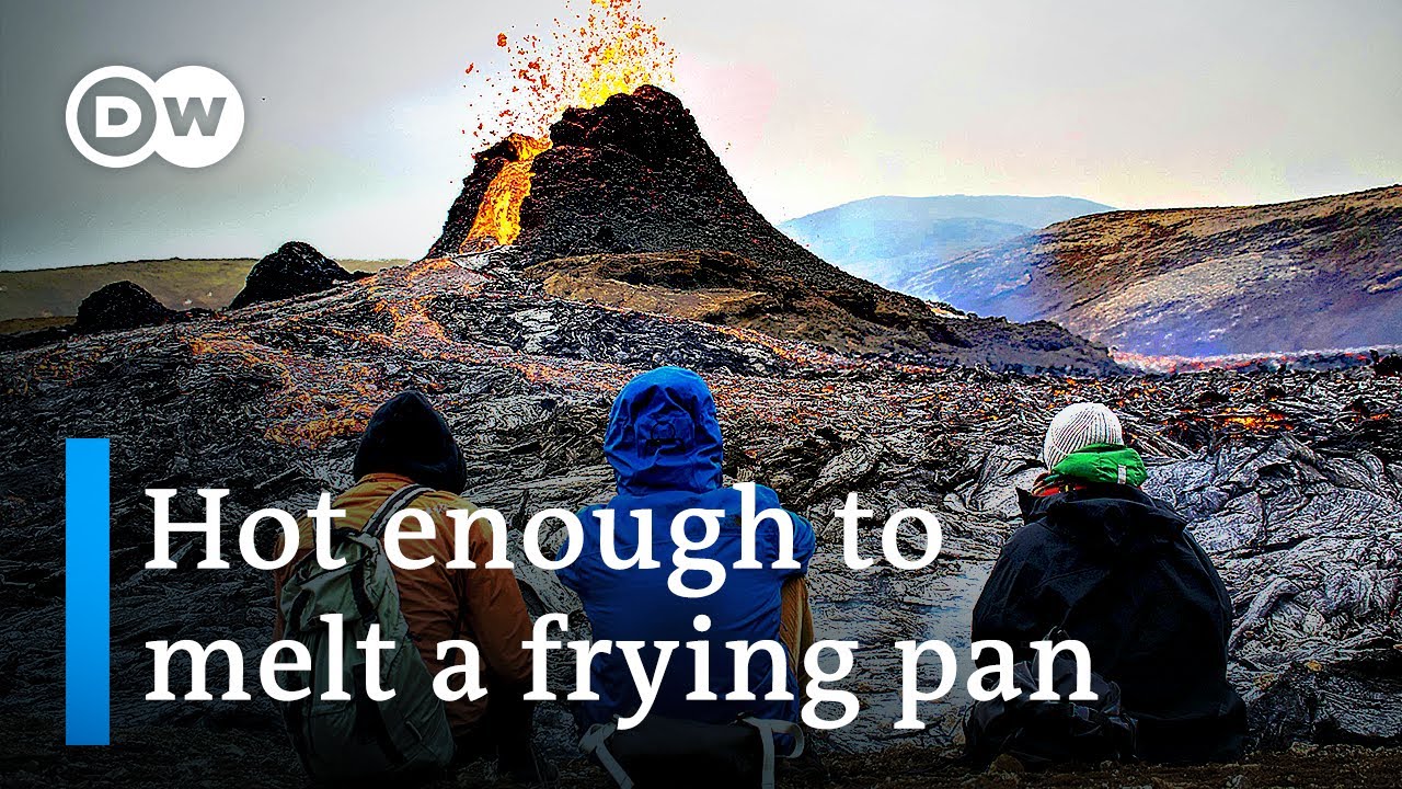Tourists flock to Iceland volcano, cook food on lava | DW News - YouTube